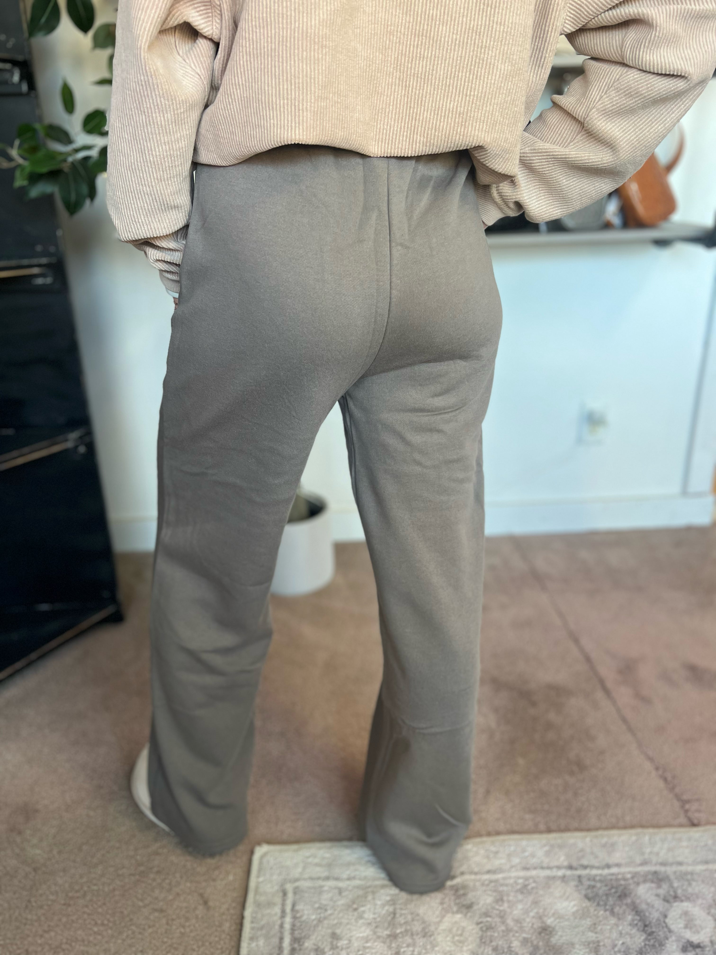 Sassy Sisters Boutique LLC - Casual & Chic Everyday Styles